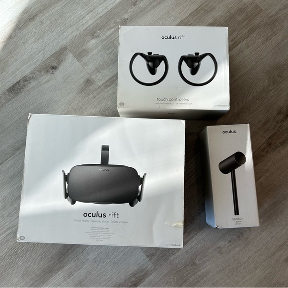 Oculus | VR, AR & Accessories | Oculus Rift Sensor And Touch ...
